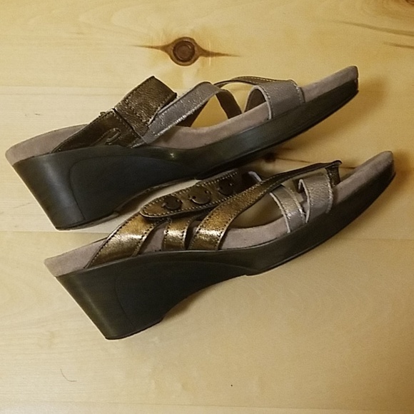 Romika | Shoes | Romika Metallic Strappy Sandals | Poshmark